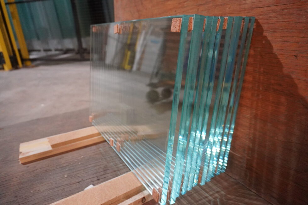 Starphire® Ultra-Clear Low Iron Glass - Adriatic Glass and Mirrors